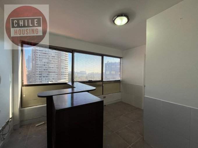 Oficina en Arriendo en Providencia, Av. El salvador con av. Providencia