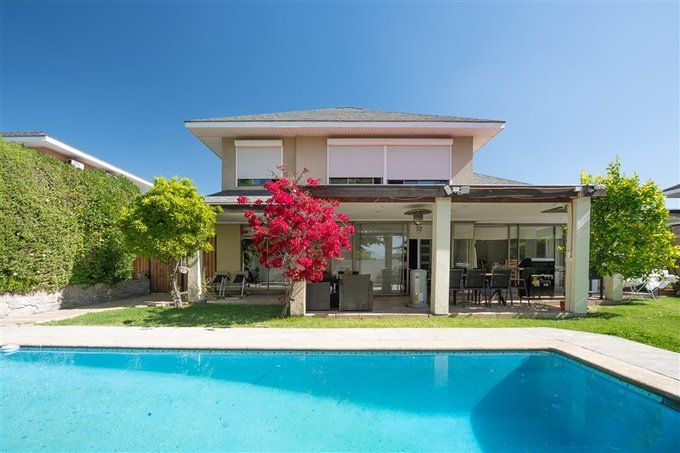 Casa en Venta en Peñalolén, Altos del Parque Oriente