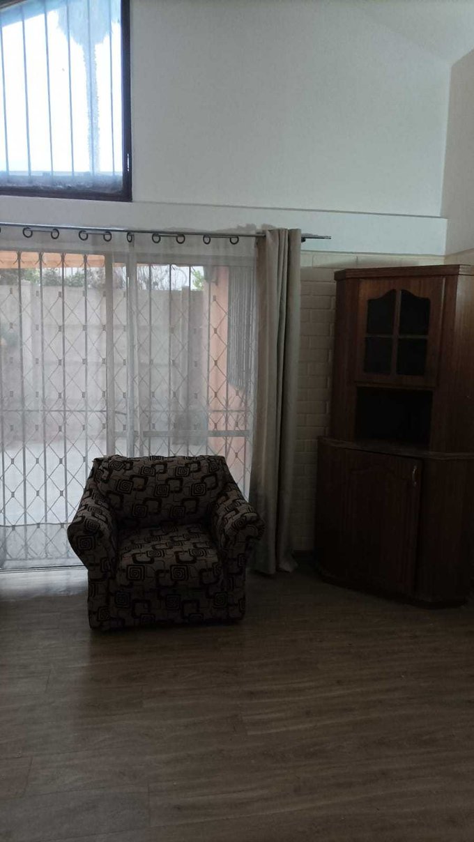 Casa en Arriendo en La Florida, Hogar Luminoso y Bien Distribuido (167849)