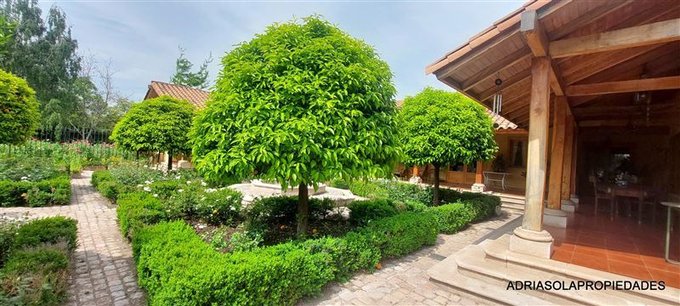 Casa en Venta en Isla de Maipo, Hermosa Casona 4 D 4 B 541 m2 en 9.851 ...