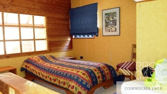 Casa en Venta en Pucón, Club de Campo los Riscos.- - -Club de Campo los ...