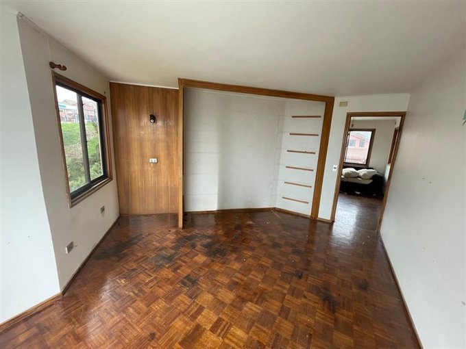 Casa en venta en En Venta Casa Aislada de 3 Pisos en Reñaca, Viña del Mar