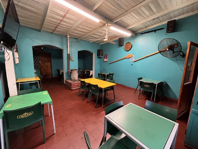 Local Comercial en Venta en Santa María, Latorre